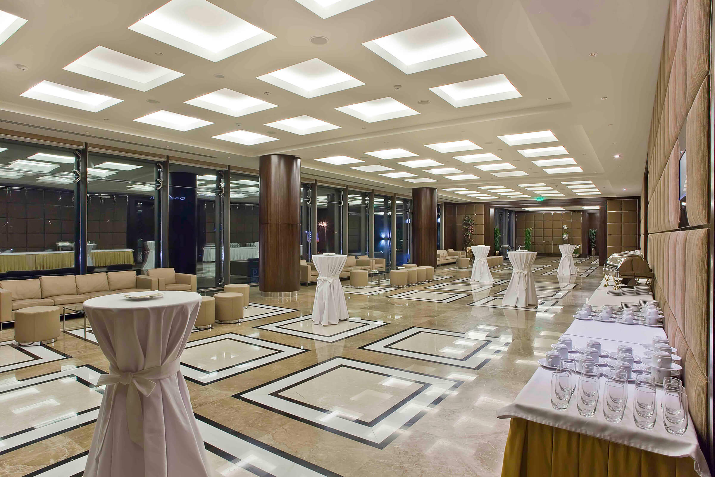 Ballroom pre-function area - rent hall for meetings and events in ...